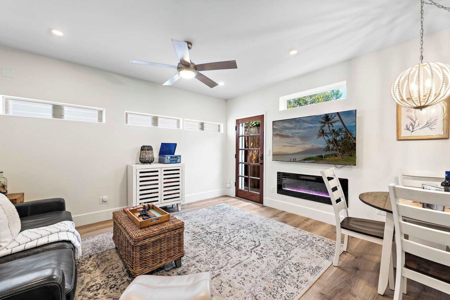 Quiet Condo In Village With Deck, Bikes And Ac - Orange County, CA