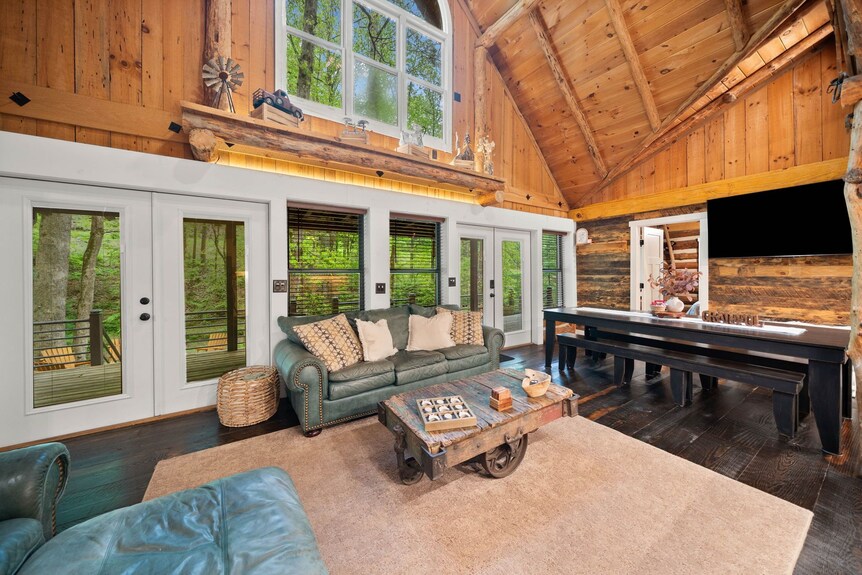 Mountain Cabin W/ Hot Tub & Game Room - Jasper, GA