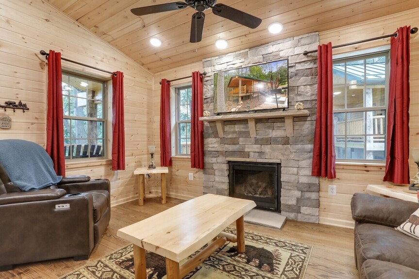 Waterfront Cabin Private Beach Hot Tub Fire Ring Fish Hike Kayak - Pennsylvania