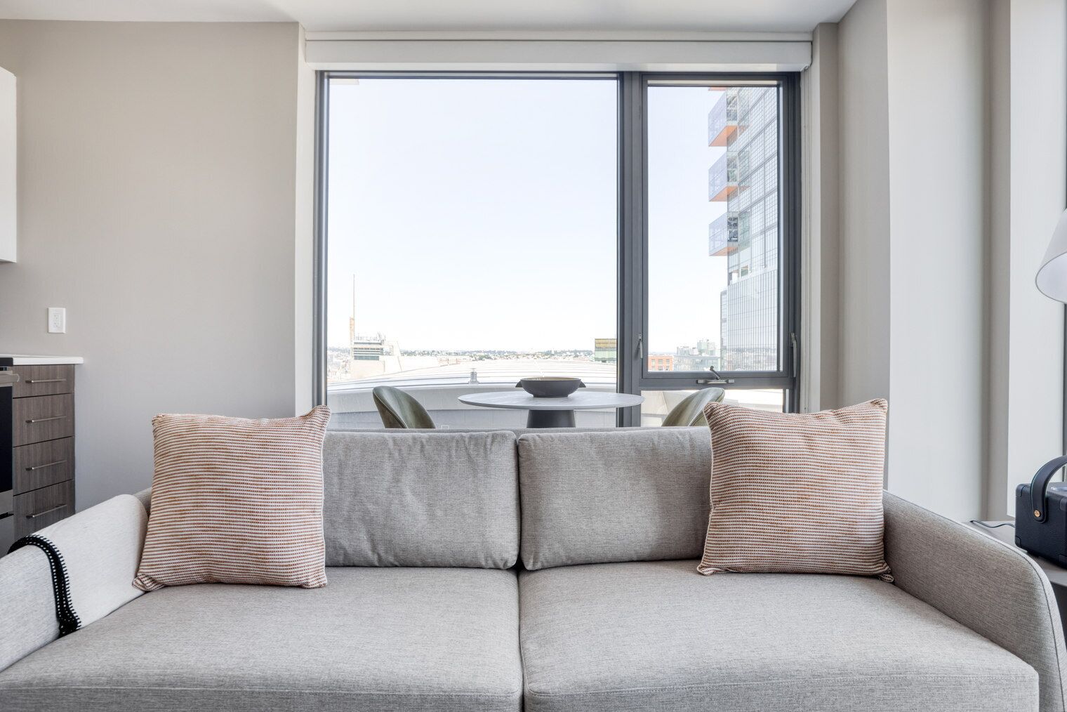 Luxe North Station 1br W/ W/d & Gym, Near Td Garden, By Blueground - Boston, MA