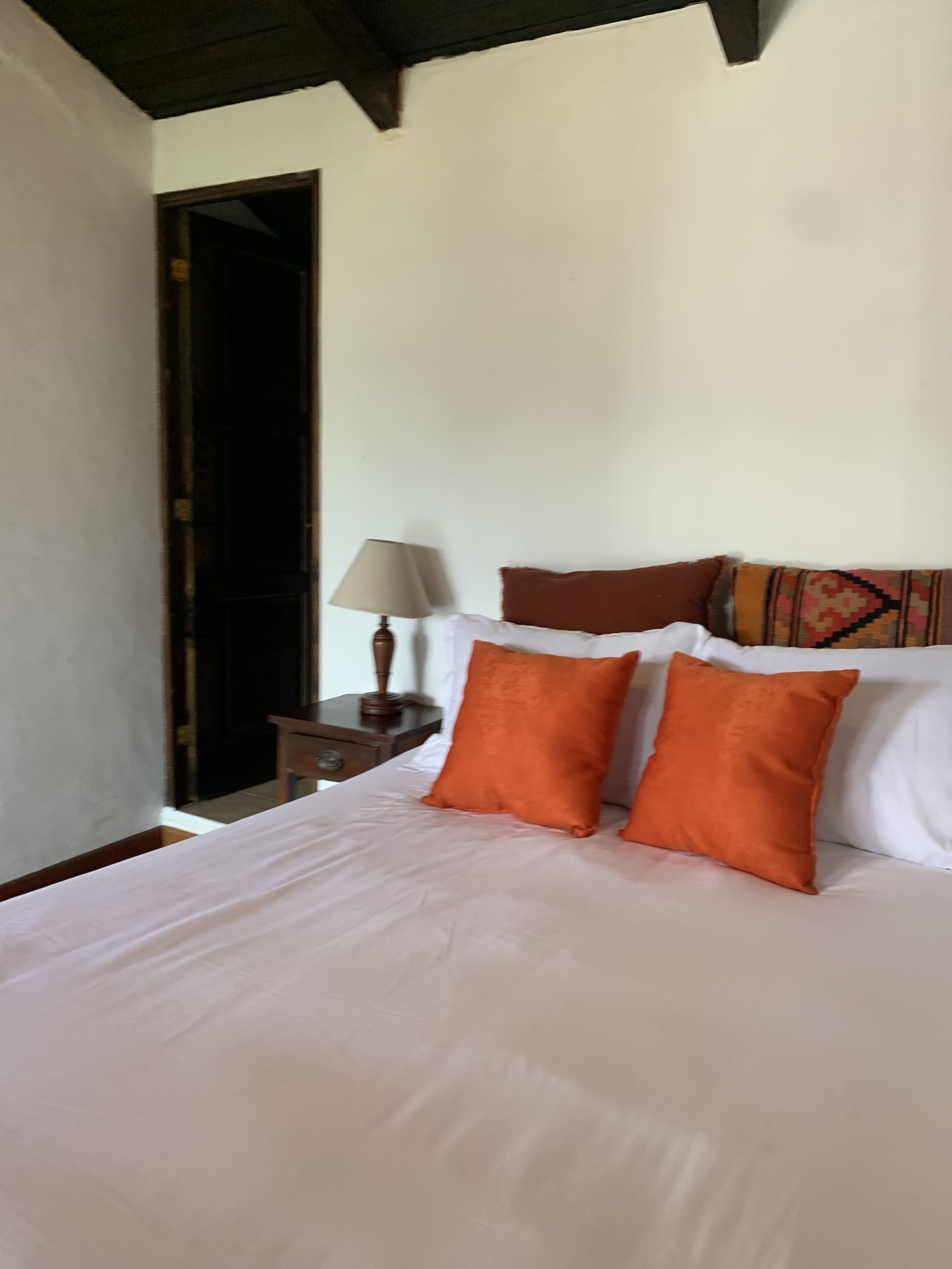 Wi-fi grátis, roupa de cama fornecida 
