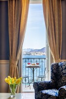 Suíte estúdio luxo | Sacada