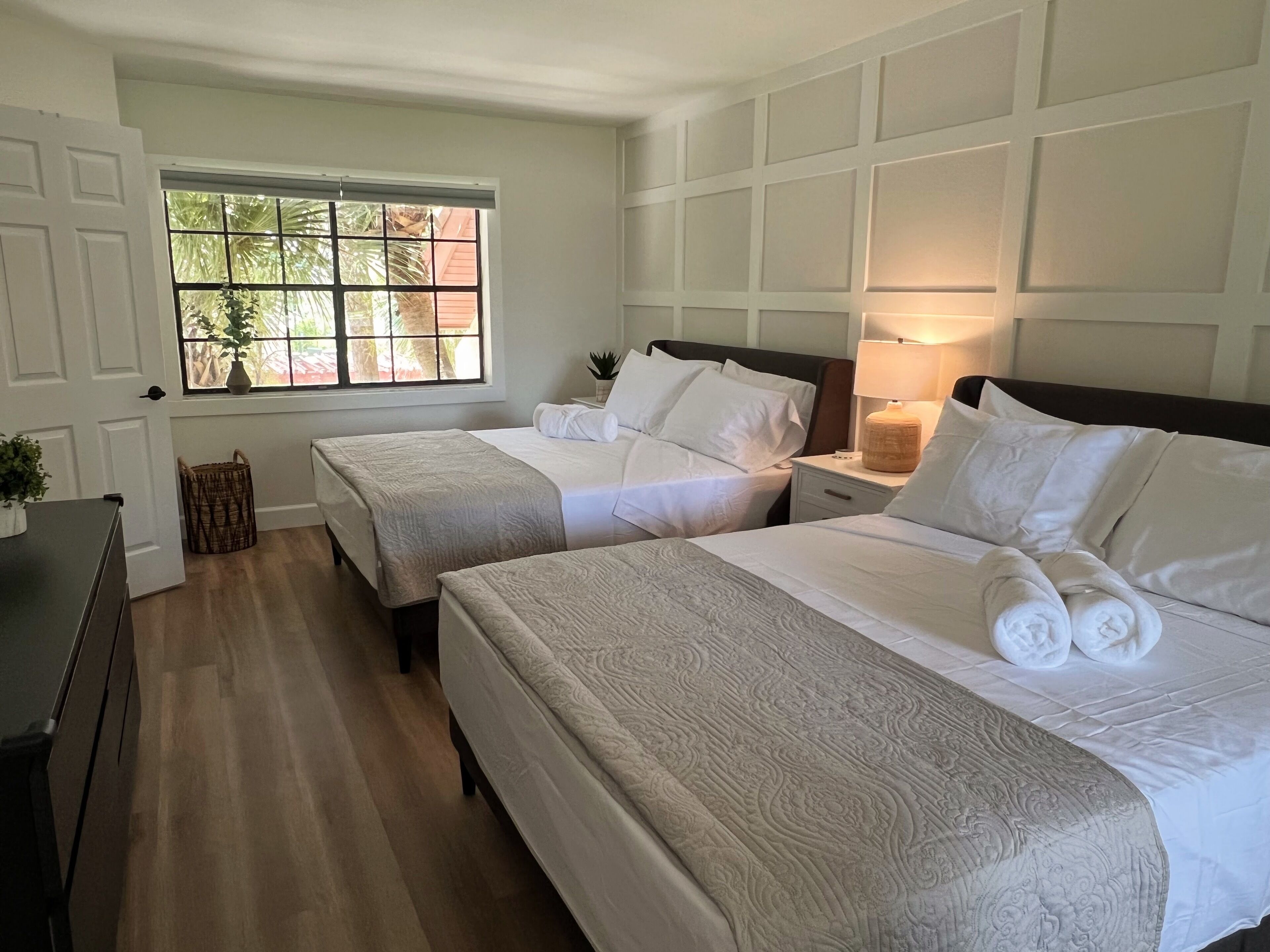 Modern Farmhouse Beautiful One Bedroom Villa - Ocoee, FL