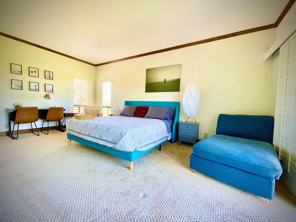 Spacious 2bed 1.5bath, 5min. Drive To Rancho Bernardo Inn, Clubhouse, Starbucks! - San Diego, CA