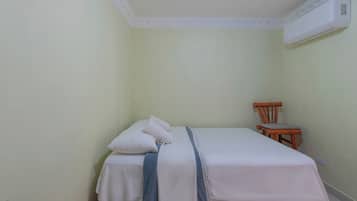 1 quarto, ferro/tábua de engomar, Wi-fi grátis, roupa de cama fornecida