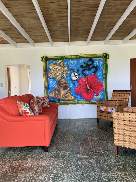 Lovely Beach Home With Amazing Grounds And Private Swimming Pool - Arecibo