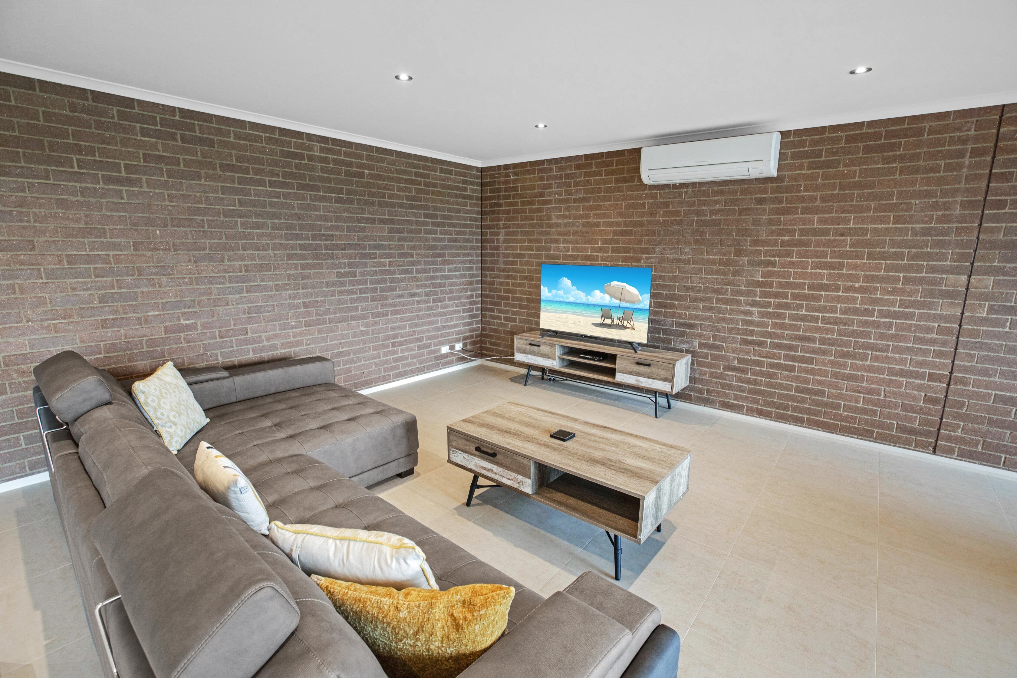 Riverside Haven - Elevated Views Of The Mitchell River And Clifton Creek - Bairnsdale