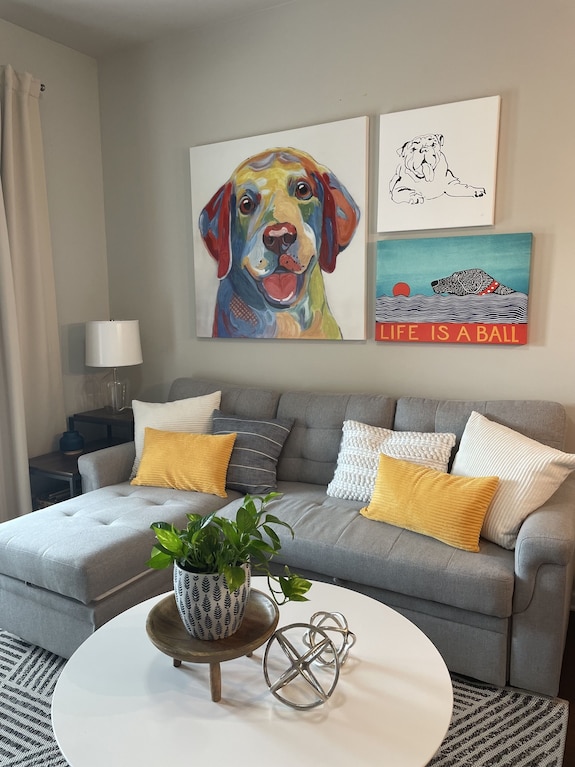 Stay And Play In The Heart Of Everything Starkville Has To Offer! - スタークビル, MS