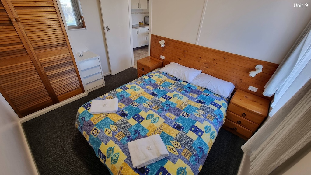 Close To Beach, Harbour Marina, Country Club, Golf Course, Restaurants, Cafes - Bermagui