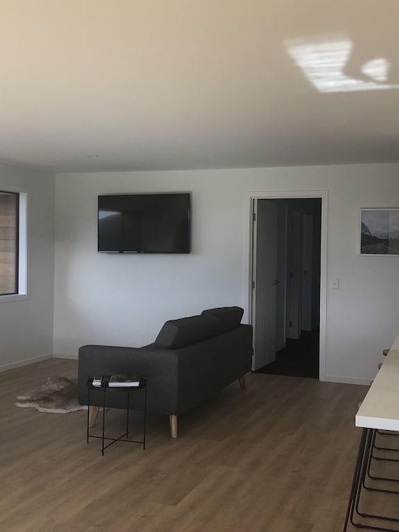 Lake View Weekend Getaway - Te Anau