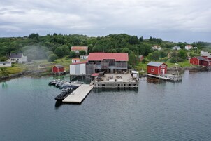 Na praia, areia branca, serviço de traslado de/para a praia grátis 