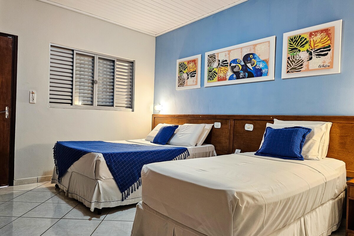 Quarto Tradicional | Wi-fi grátis, roupa de cama fornecida 