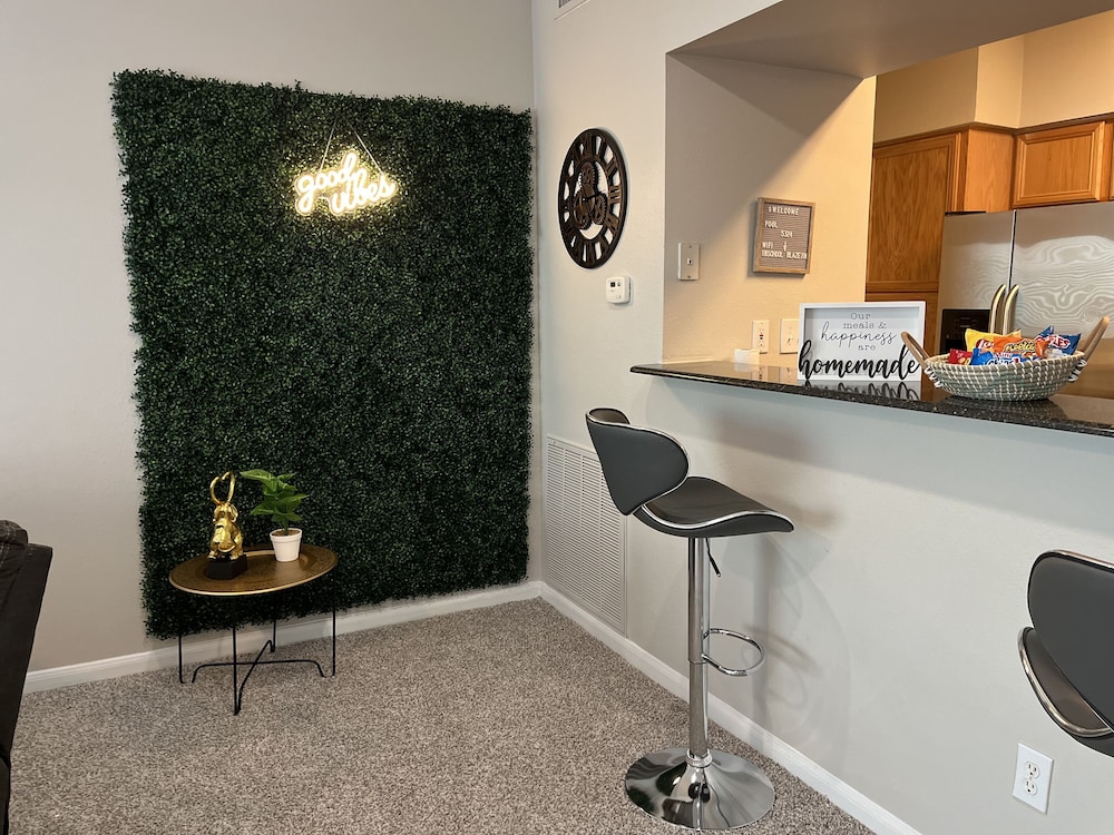 Apartment In Houston Galleria Mall Area - Stafford, TX