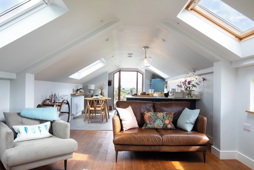 Luxury Hayloft With Panoramic Dartmoor Views - 애쉬버턴