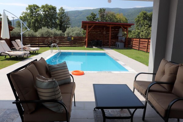 Small Beautifully Located Resort With Private Pools. - Greece