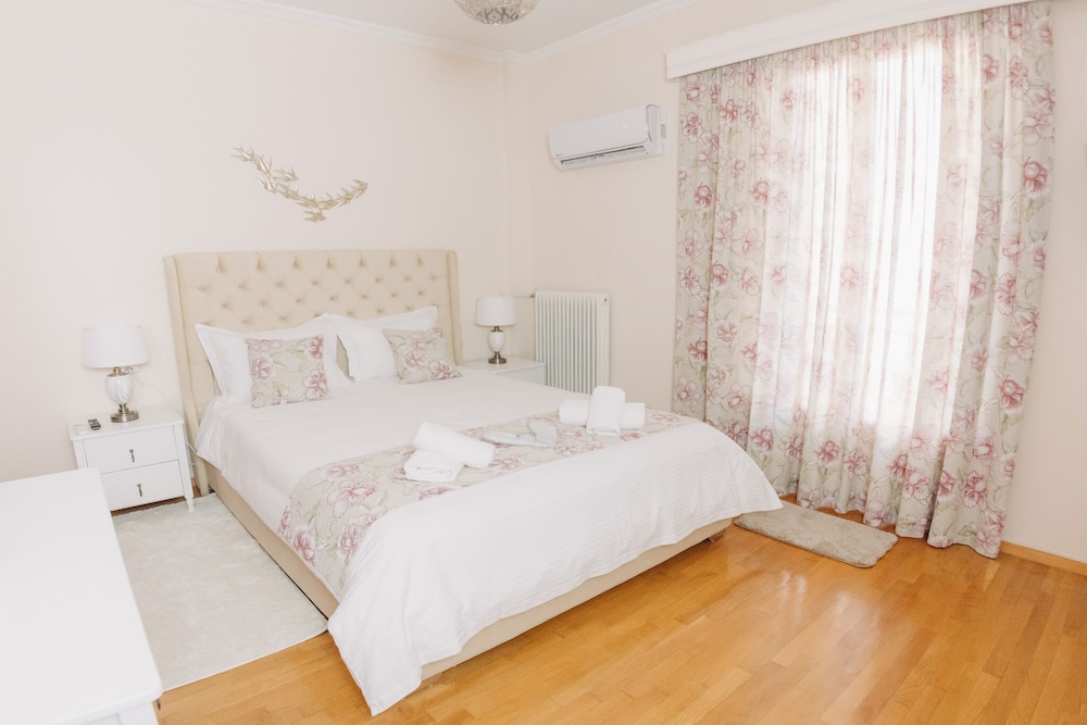 Best House Psila Alonia Sq. Luxury Patra - Патры