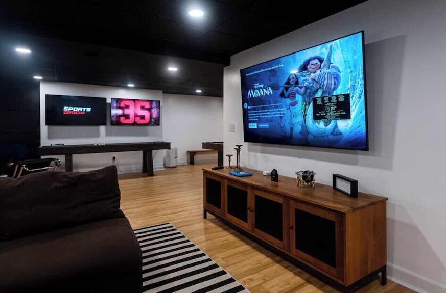 Lake House With A Game Room - Hudson, NY