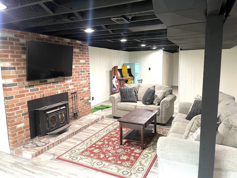 Quiet Country Home Close To Tbk Sports Complex - Davenport, IA