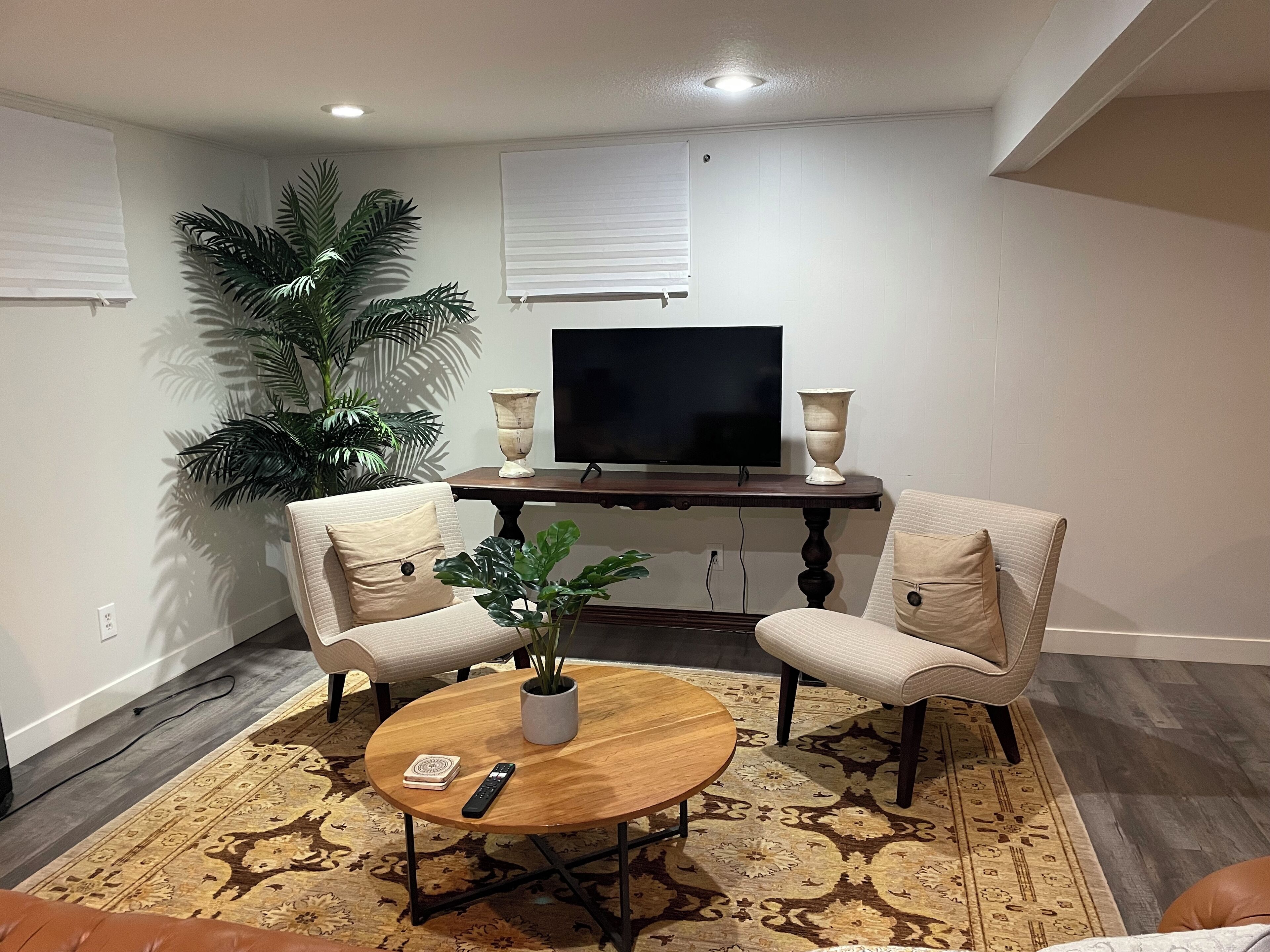 Basement In Private Home Close To Dtc. Driveway Parking. - Aurora