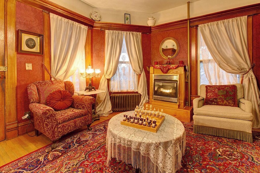 Catskill Victorian Inn With Spectacular Mountain Views, Fireplace, And Hot Tub - Margaretville, NY