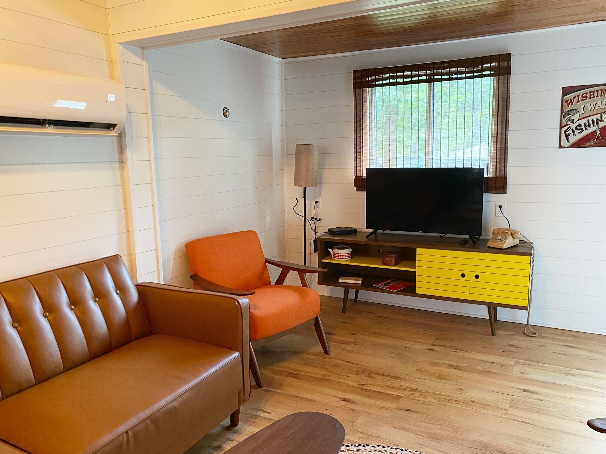 Enjoy The Quiet Side Of The Lake With Resort Amenities + Pool. - Camdenton, MO