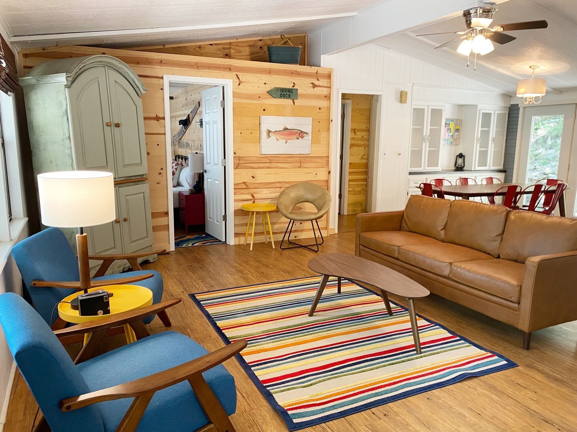 Lakeside Home With New Furniture, Swimming Pool & Other Resort Amenities. - Camdenton, MO