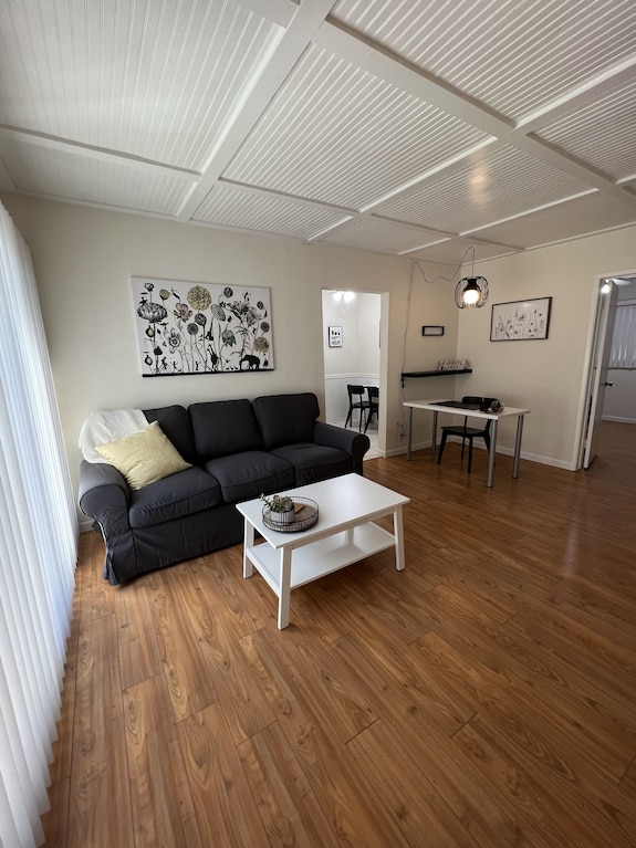 Weho/ Melrose Place 1 Bed 1 Bath - 1.1 Mile Walk To Cedars Sinai - 31 Day Min. - West Hollywood