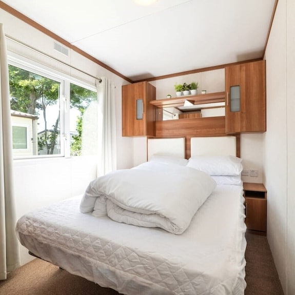 Dog Friendly* Lovely Caravan By The Beach At Lyons Lido Beach Prestatyn - Prestatyn