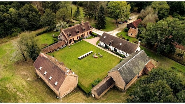 Isola - Résidence Pour Groupes En Quête D'évasion - Cher