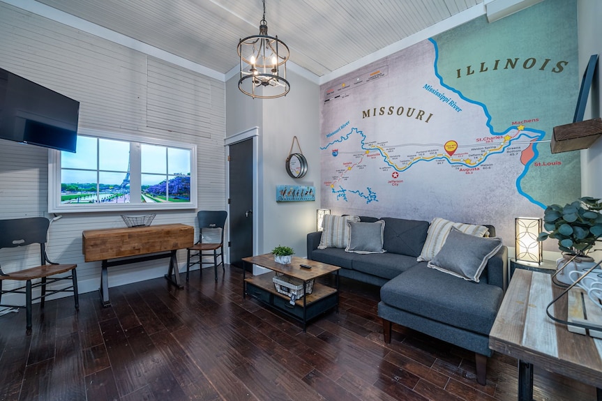 The Cyclist! Katy Trail Comfort In Marthasville,mo - Missouri