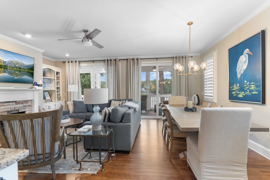 Gorgeous Lakefront Cottage At Reynolds Lake Oconee In Highly Desired Marina Cove - Lake Oconee, GA