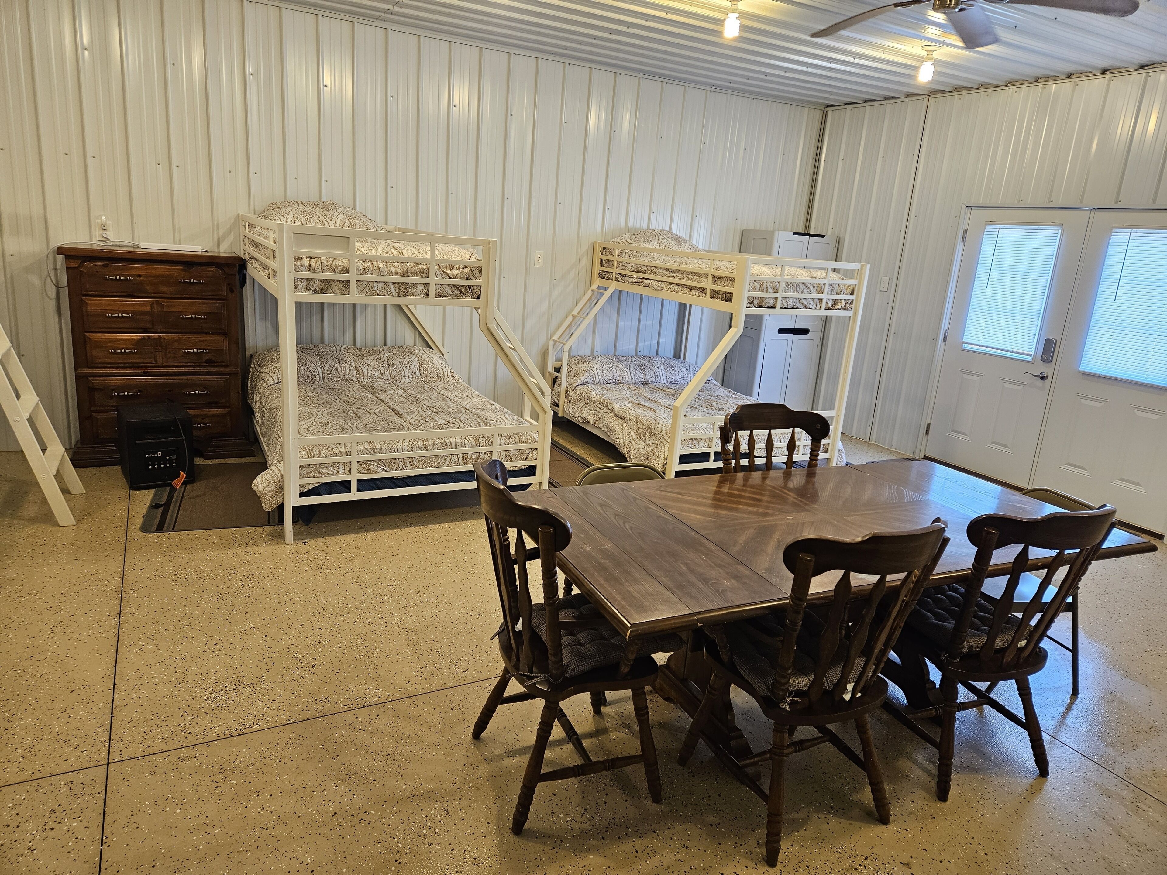 Welcome To Westhoff Campground Bunkhouse - Missouri