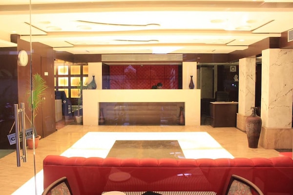 Loharkar Hotel - Nagpur