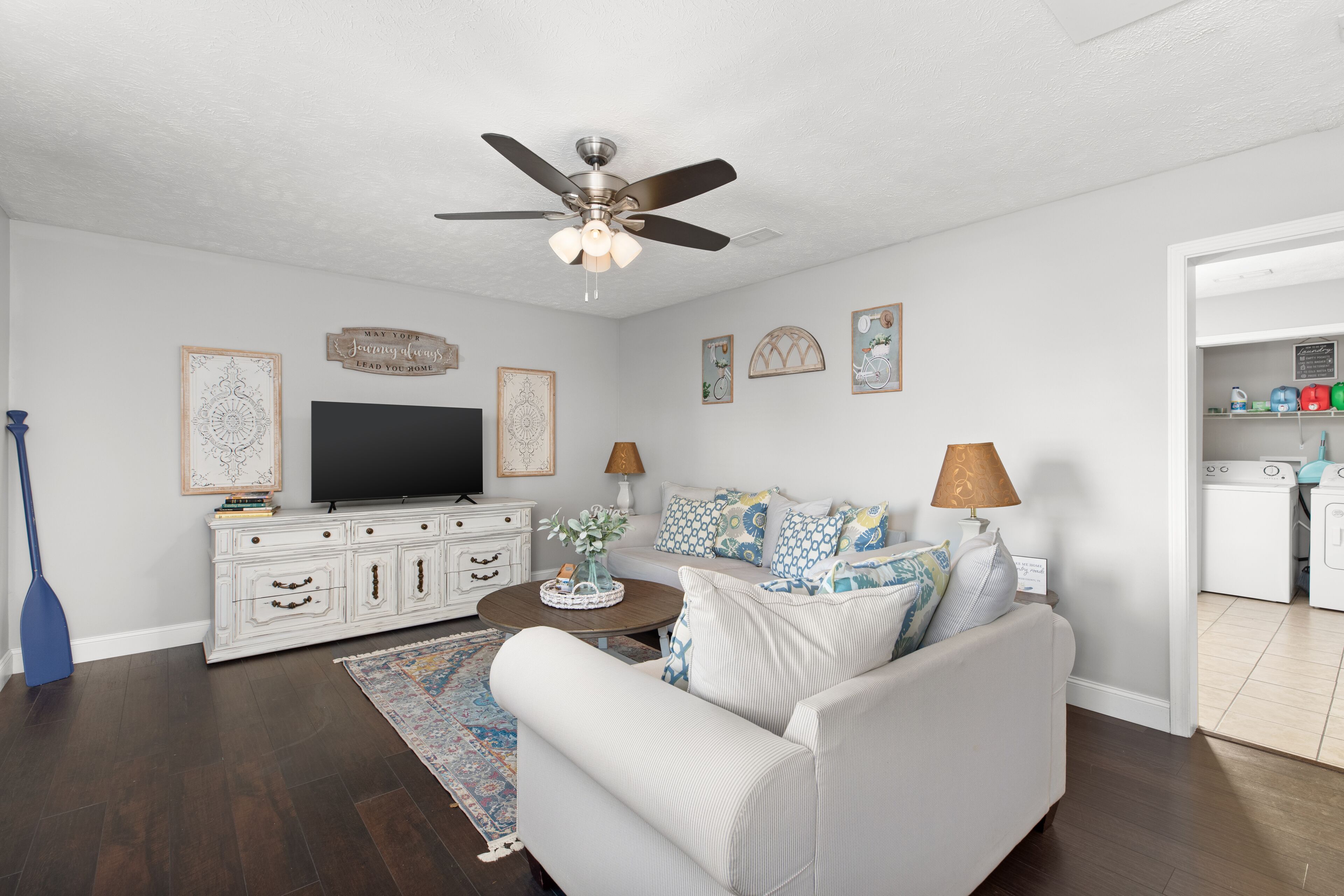 Home Away From Home! Conveniently Located 2 Bedroom Apartment-close To Lake! - Morristown, TN