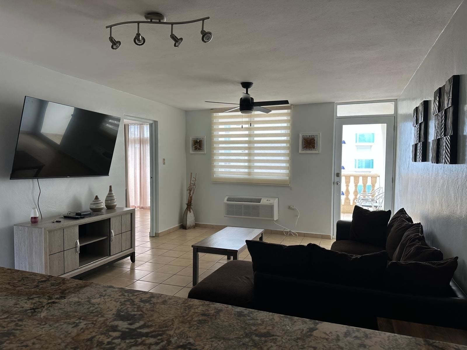 Beautiful Sunsets & Steps From The Beach! Comfortable Apartment, Great Location! - Rincón