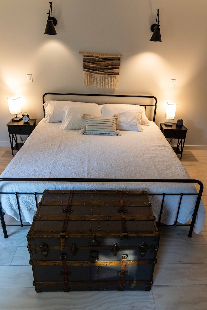 Winthrop Basecamp-new Trailside Vacation Home 15 Min Walk To Downtown! - Winthrop, WA