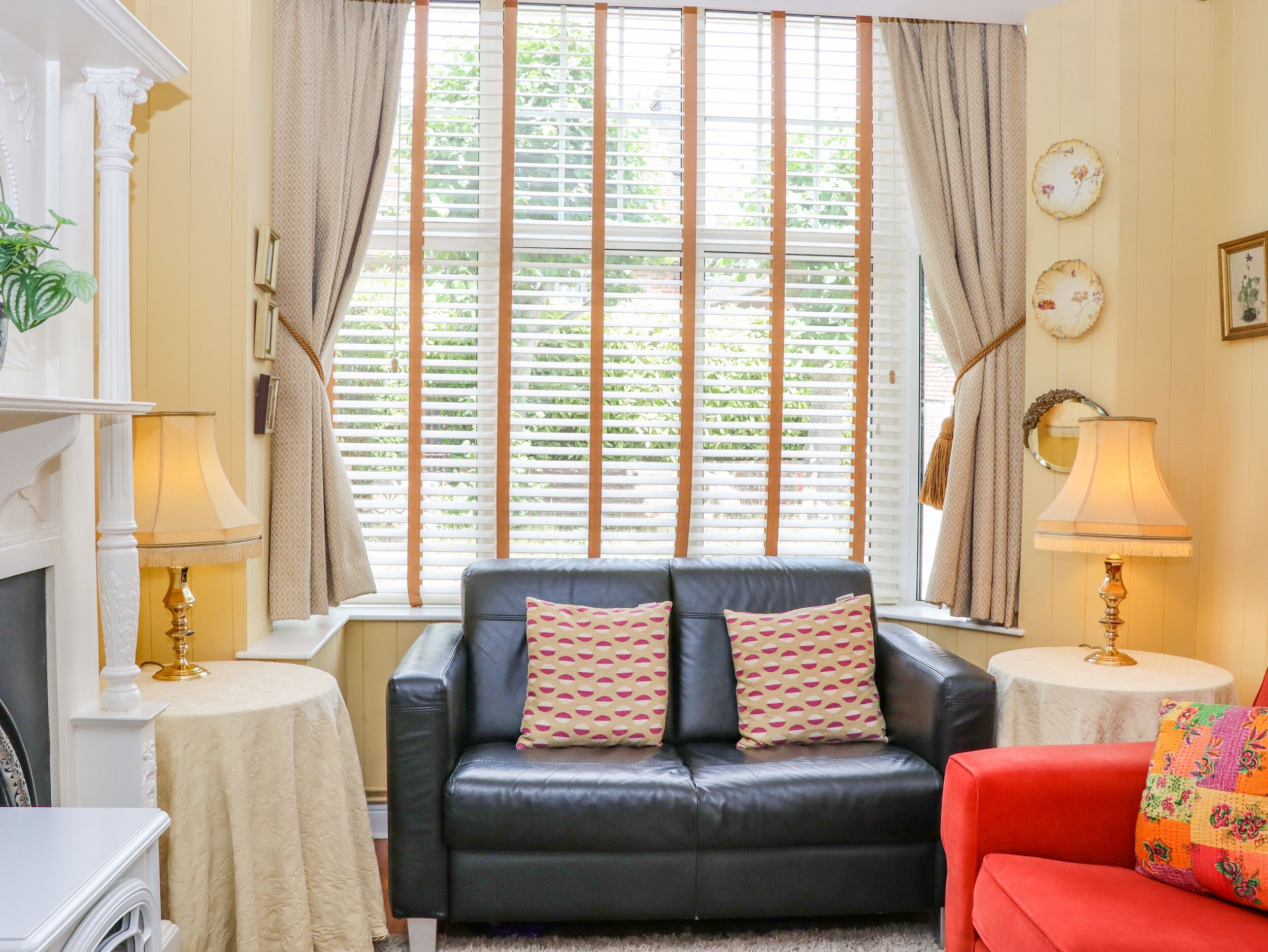 Little London, Pet Friendly, Character Holiday Cottage In Ninfield - Battle