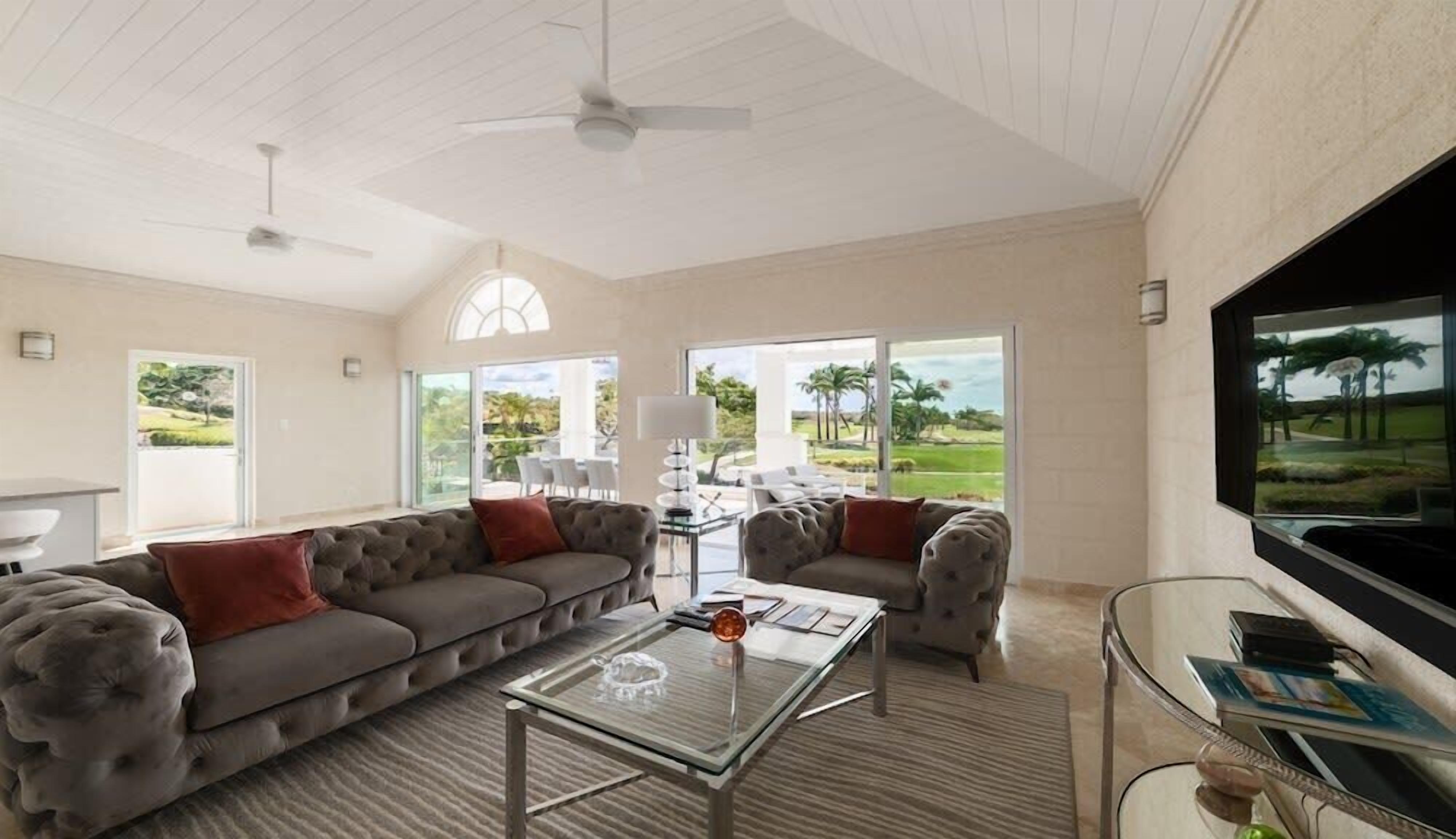 Four Bedroom Luxurious Mews Villa In A Gated Residence - Barbados