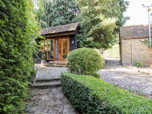 Willow Cottage - Essex