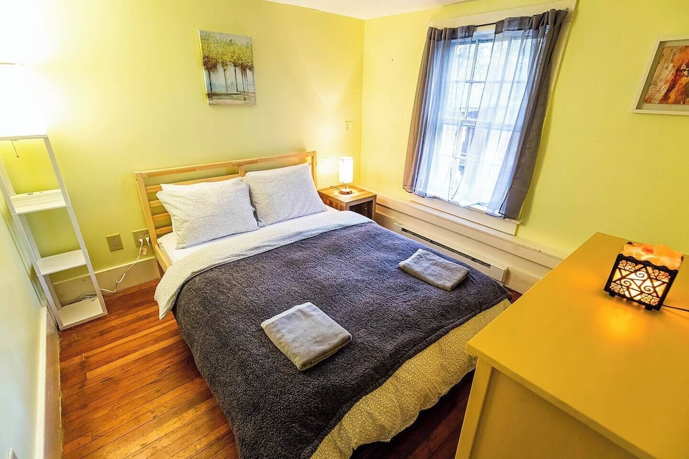 Cozy Apartment With Sauna In Historic Stone Ridge - ニューヨーク州
