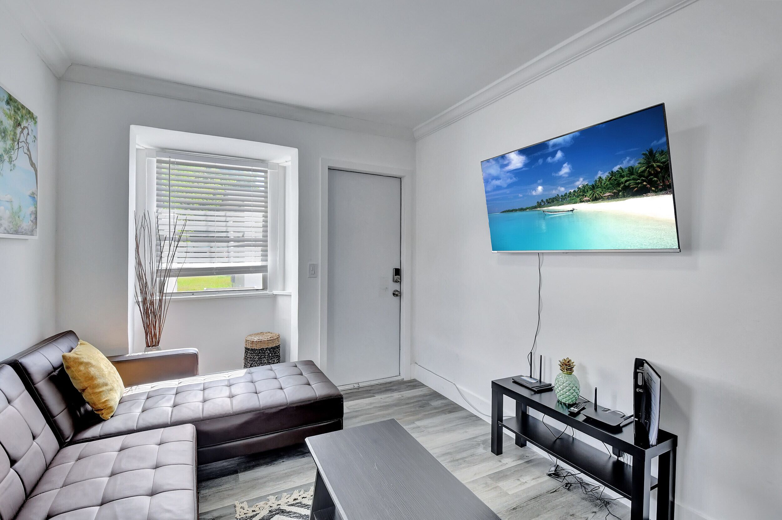 Amazing Private Cosy House, Fenced Yard, New, Pets - Delray Beach, FL