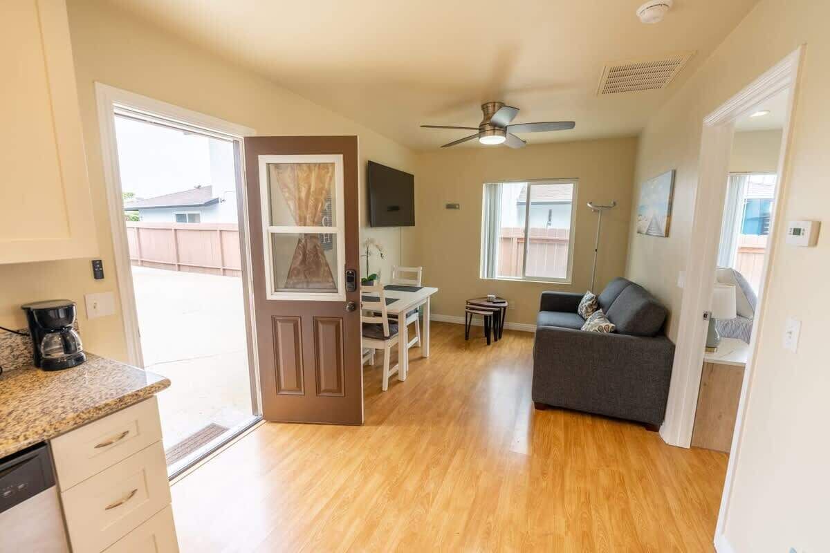 Oceanside Beach Rental - Walk To The Boardwalk! - Oceanside, CA