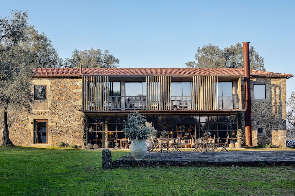 Terra Rosa Country House & Vineyards - Vila Verde