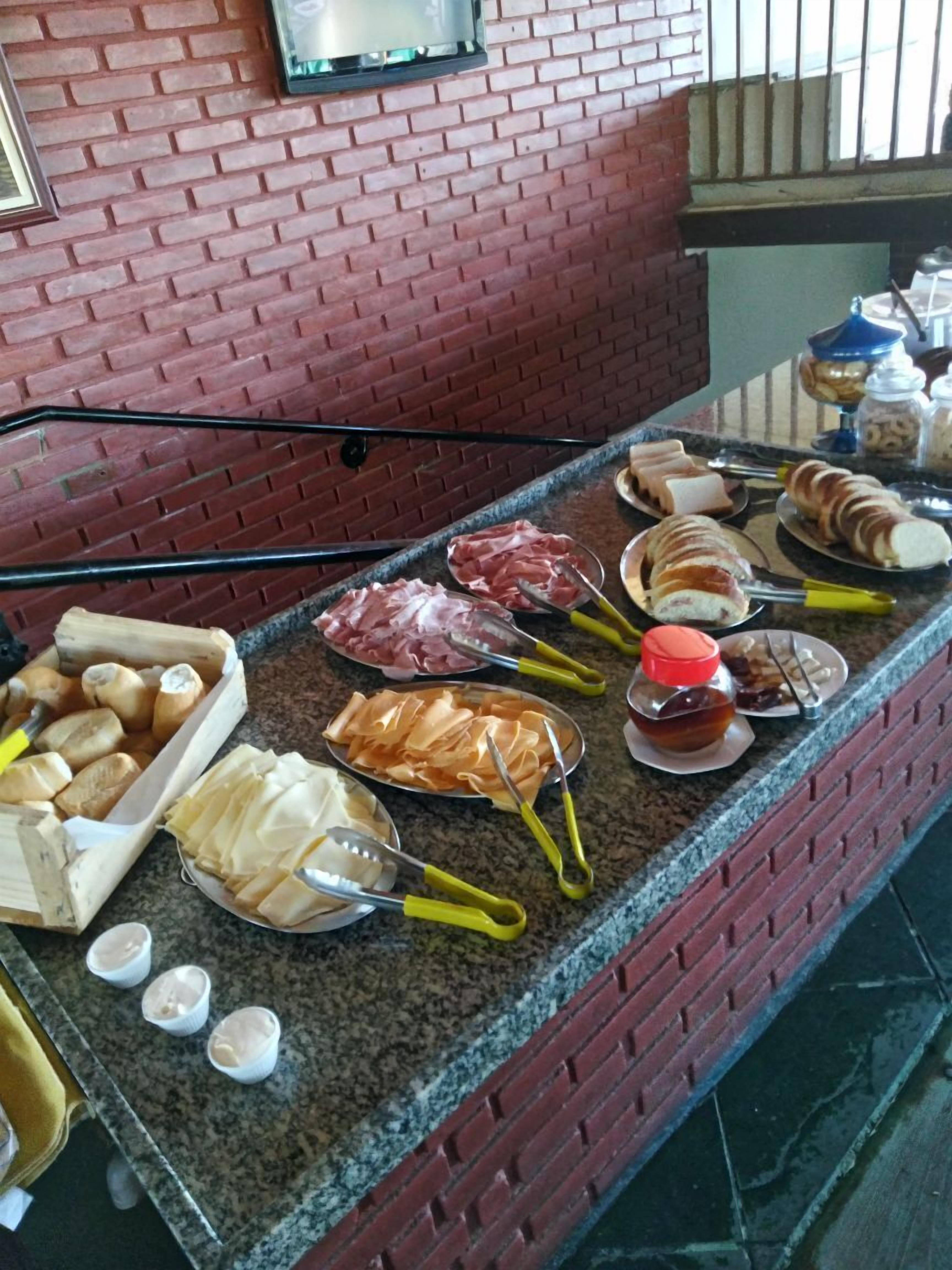 Pequeno-almoço tipo buffet diário incluído 