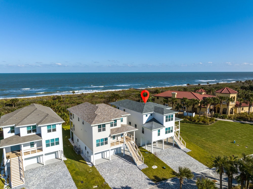 Beachside Beauty At Surfview Paradise - Palm Coast, FL