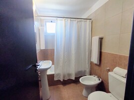 Suíte estúdio standard | Banheiro