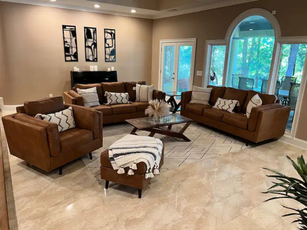 Villa Encanto-lakefront-pool/spa. Near Atlanta - Conyers, GA