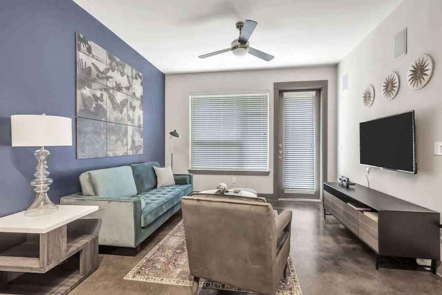 Boulevard Stays Elegant 1br Pool, Gym, Parking - Richardson, TX