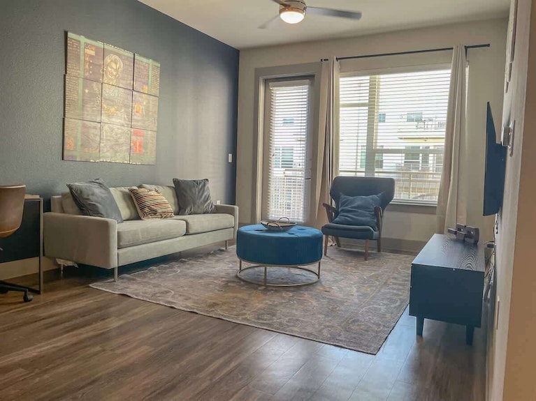 Boulevard Stays Dashing 1br Suite Pool, Parking Gym G - 리처드슨