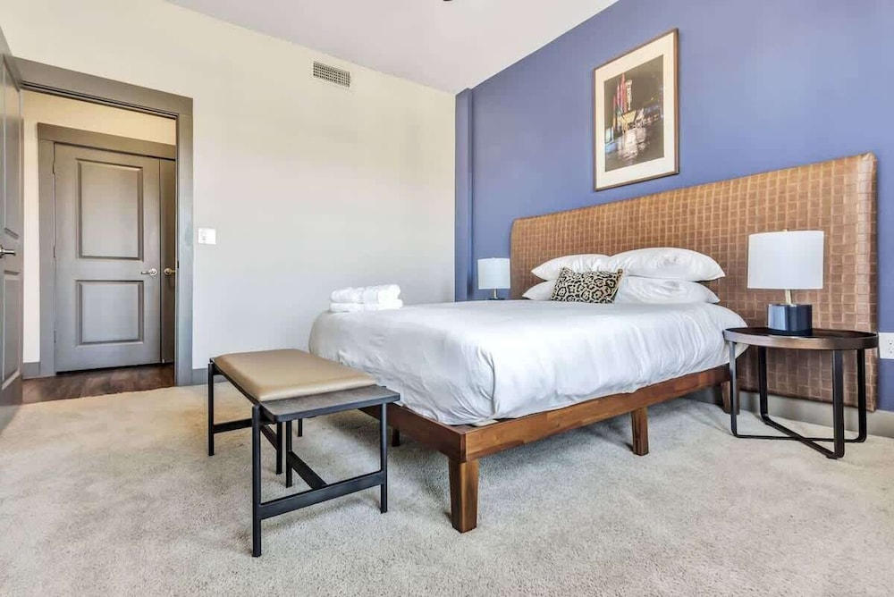 Dashing 1br Suite | Pool, Parking + Gym I - Garland, TX